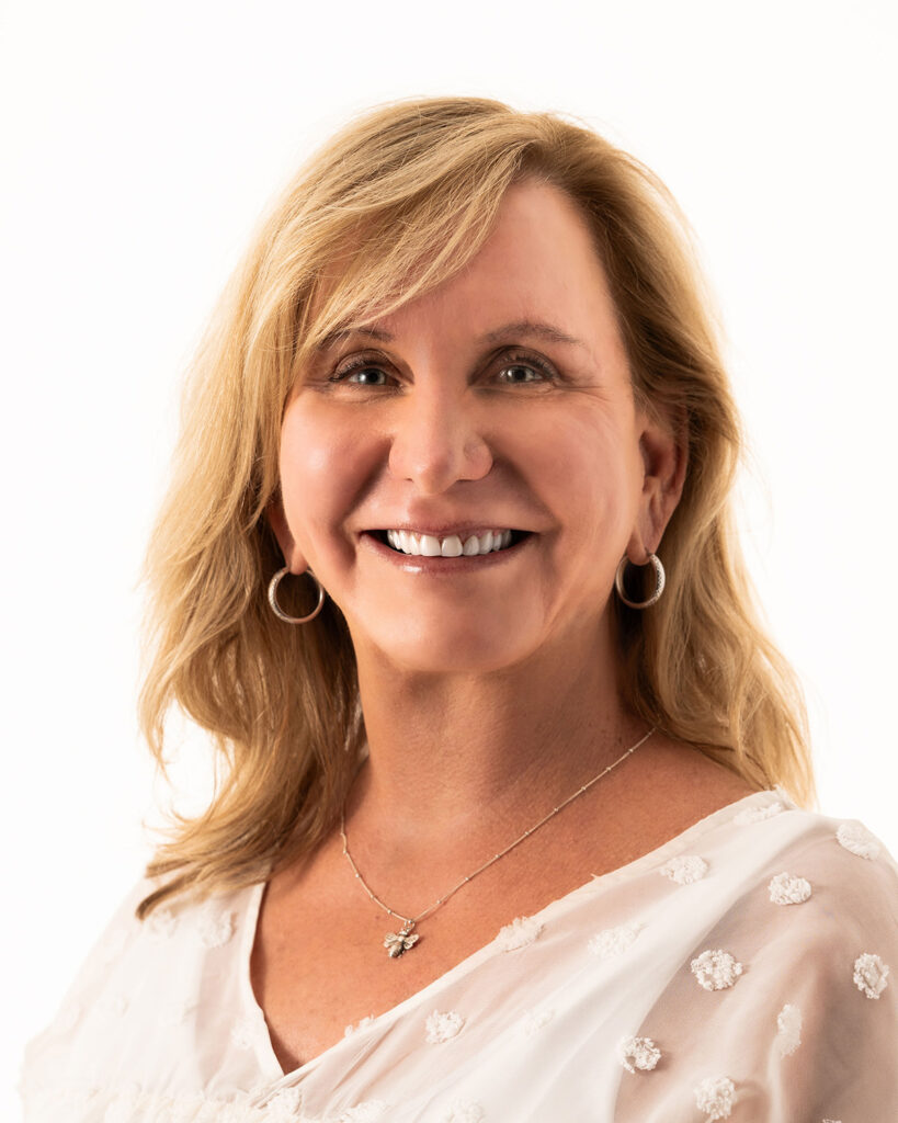 About Us | Thrive Tucson Non-Profit For Teens & Families